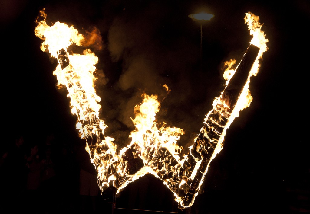 Students gather together for bonfire - The Western Howl